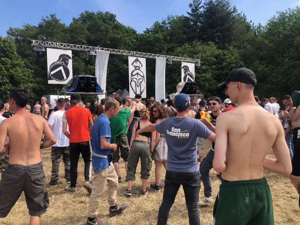 Une rave party devrait se tenir ce week-end à La Roche-Maurice - Brest ...