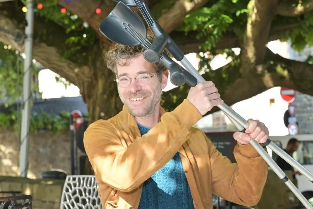 Art Rock à Saint-Brieuc. Tom a 40 ans pile poil pour les 40 ans du ...