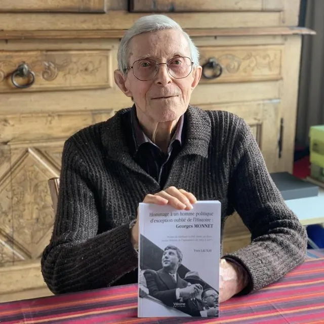 Auteur de polars et ex-membre de l’Église de scientologie, R.J Ellory ...