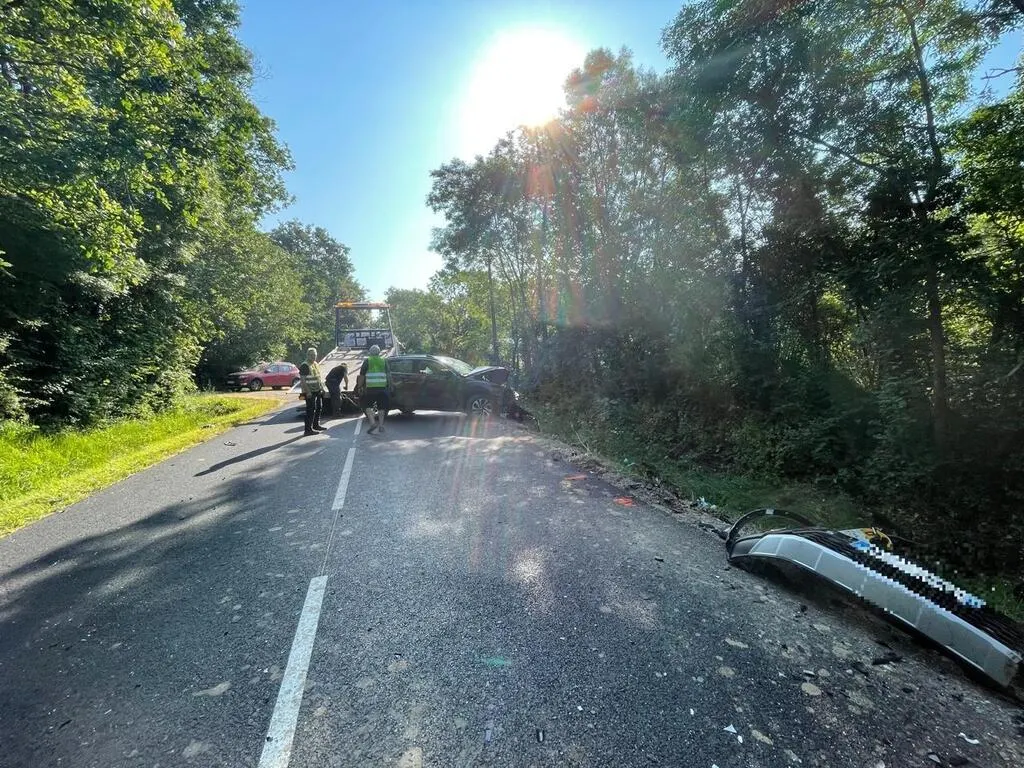 Un blessé grave dans un choc frontal entre deux véhicules sur une route de Vendée - Les Sables d ...