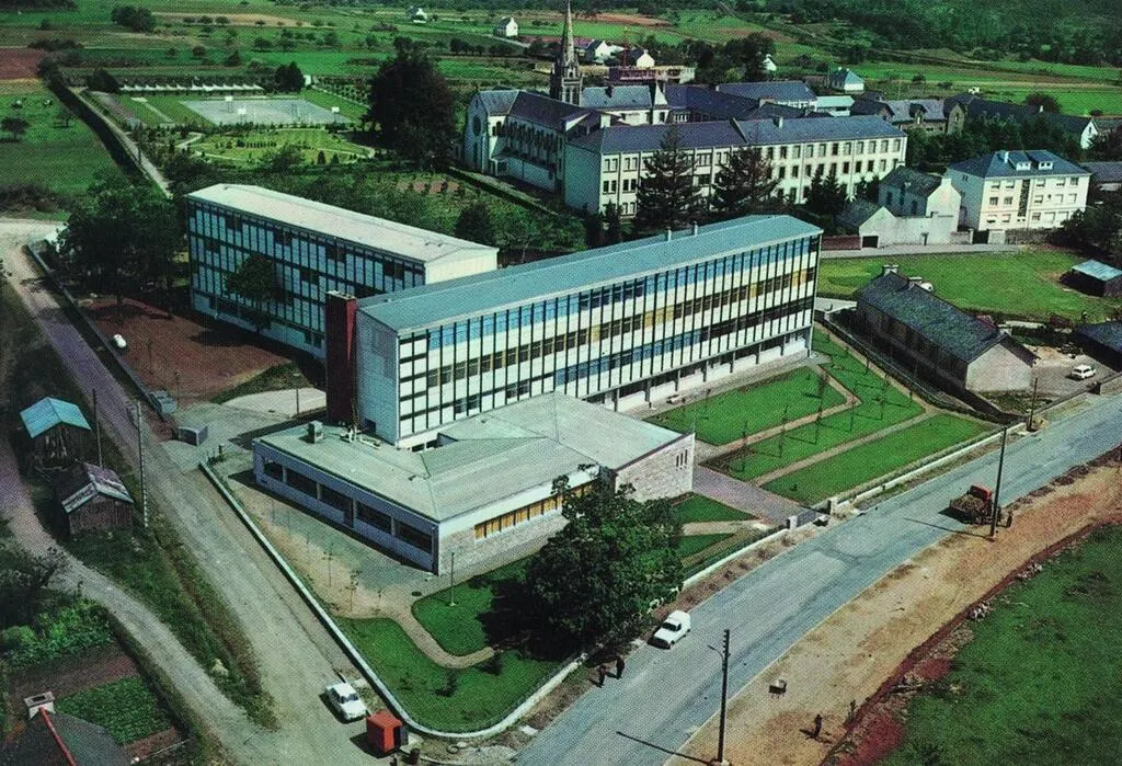 De Saint-Jacut-les-Pins à Redon, l’histoire peu banale du lycée Issat ...