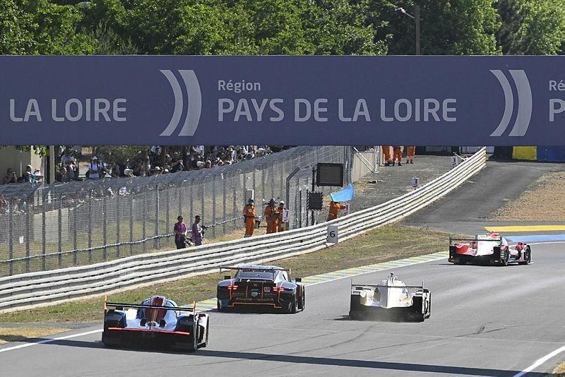 En Images 24 Heures Du Mans Nos Premières Photos De La Journée Test