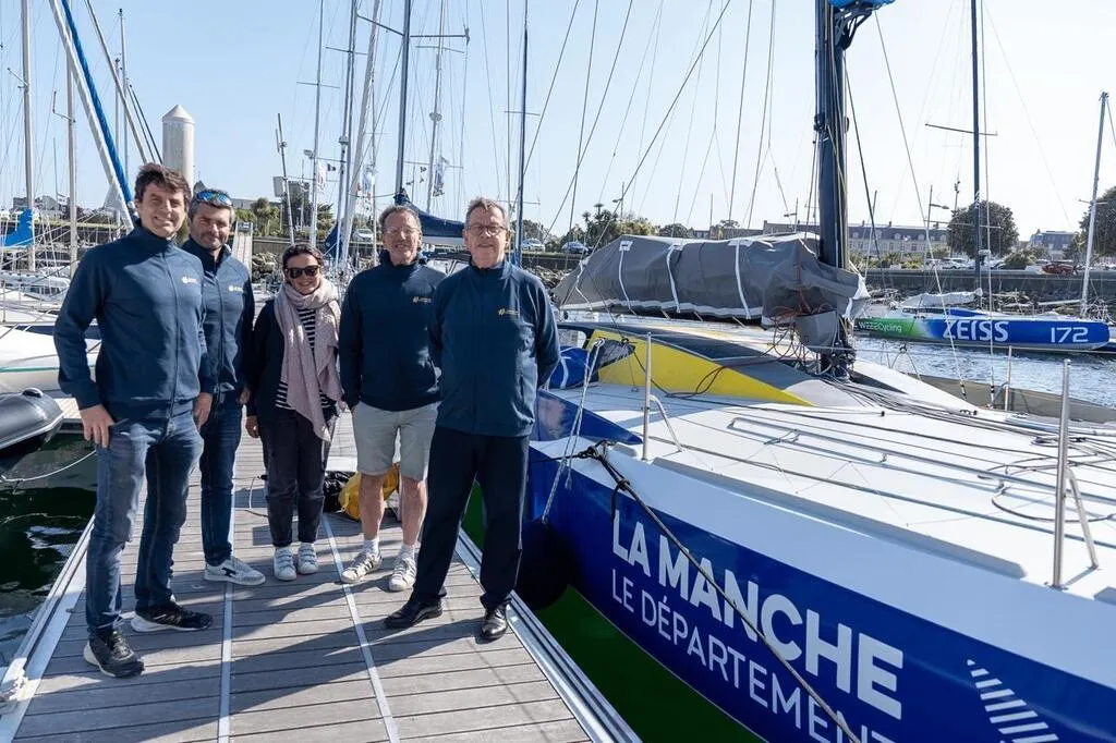 L’équipage du bateau La Manche prêt à porter les couleurs du ...