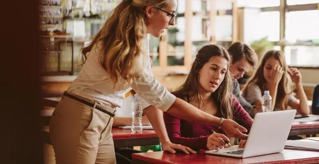 Pacte enseignant : les professeurs pourront-ils choisir leurs missions ...