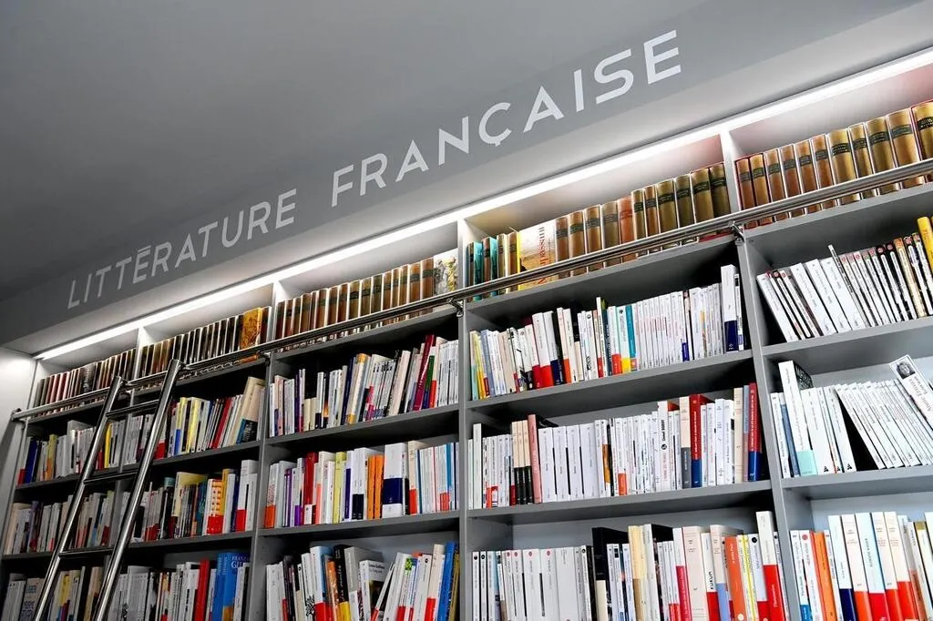 Le dessinateur Florent Pierre vient dédicacer sa nouvelle BD à Laval, à ...