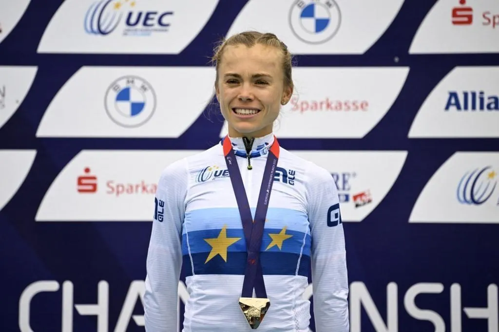 VTT cross-country. Loana Lecomte remporte la deuxième manche de la ...