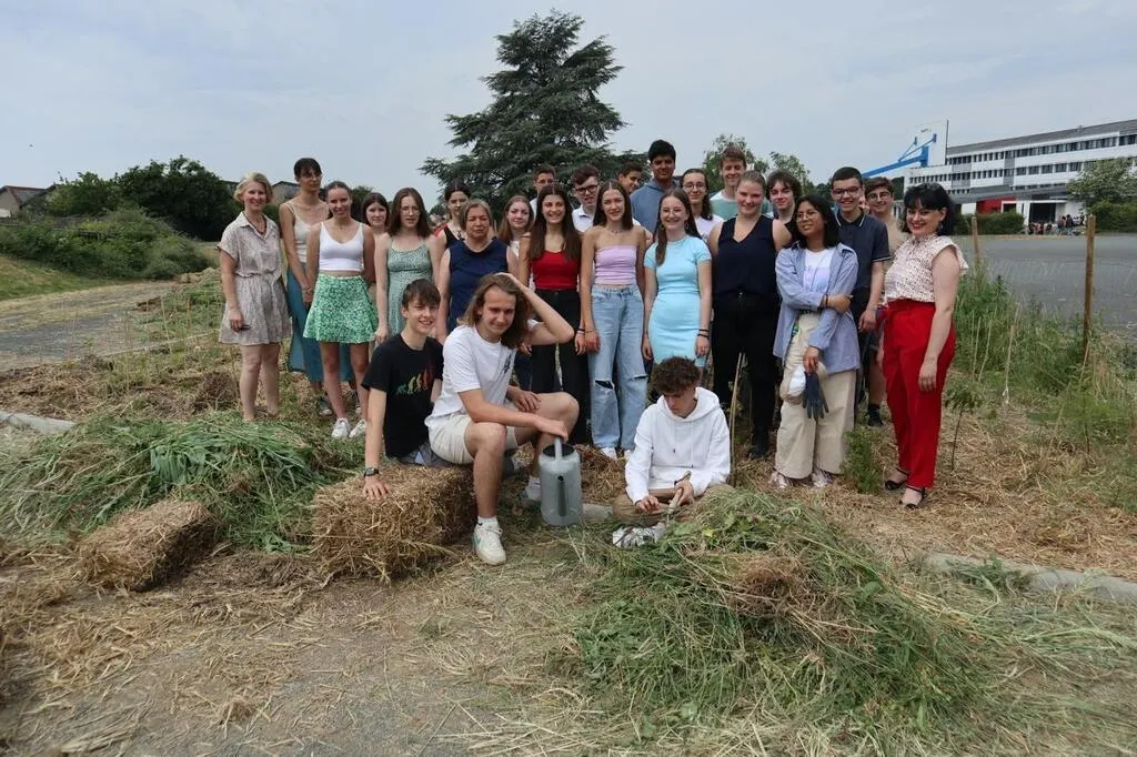 Cholet. Des élèves de 2d du lycée Renaudeau ont découvert la Lituanie ...