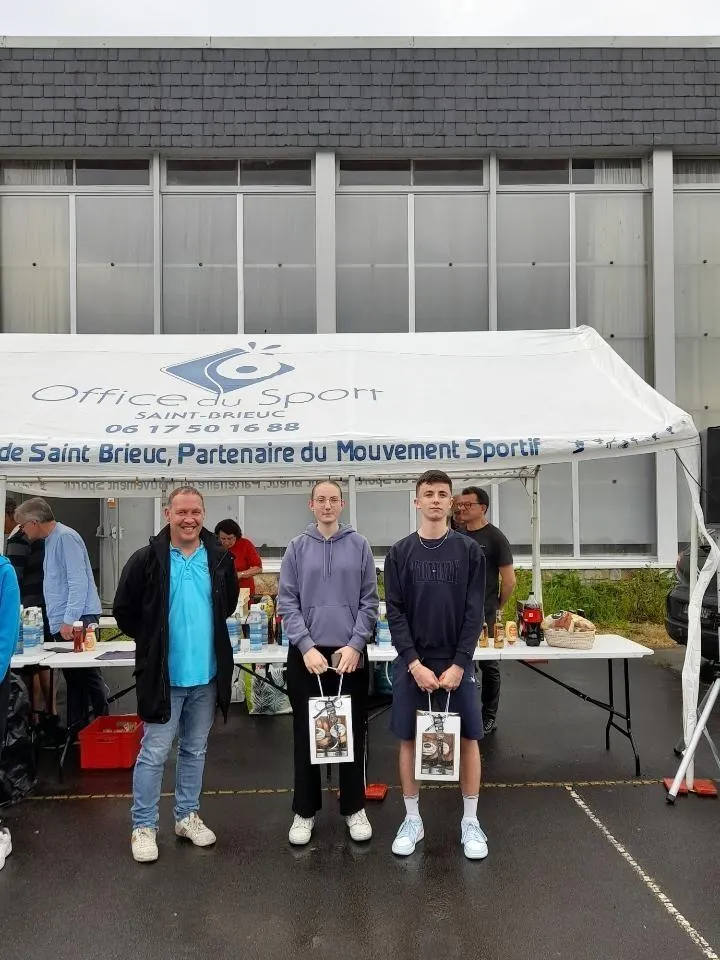Saint-Brieuc. Un pot pour fêter les sportifs à l’amicale laïque - Saint ...