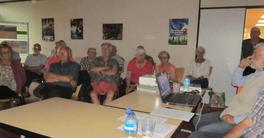 Plélan-le-Grand. Un exposé sur le livre Plélan-le-Grand en Brocéliande - Redon.maville.com