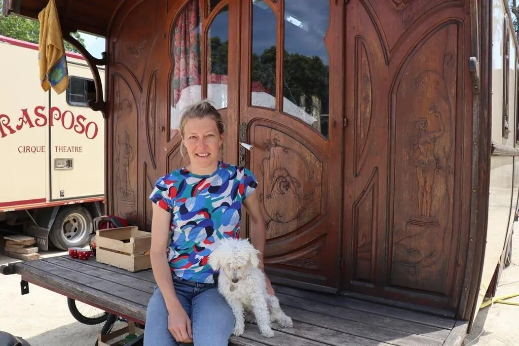 La compagnie Rasposo installe son chapiteau au parc des Promenades de ...