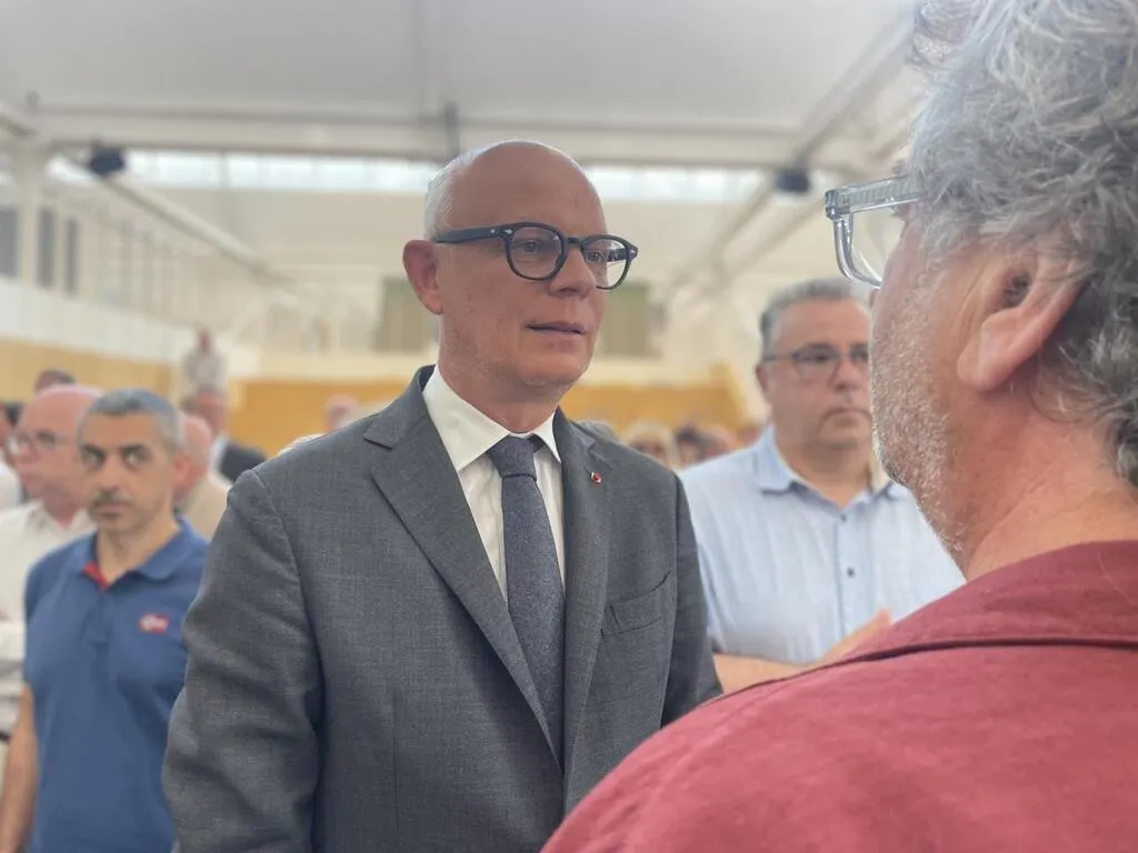 Édouard Philippe à Lisieux « en voisin et en ami », pour l’inauguration ...