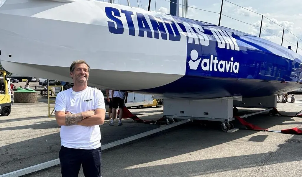 Vendée Globe 2024. Avec Stand as one, Éric Bellion navigue à contre ...