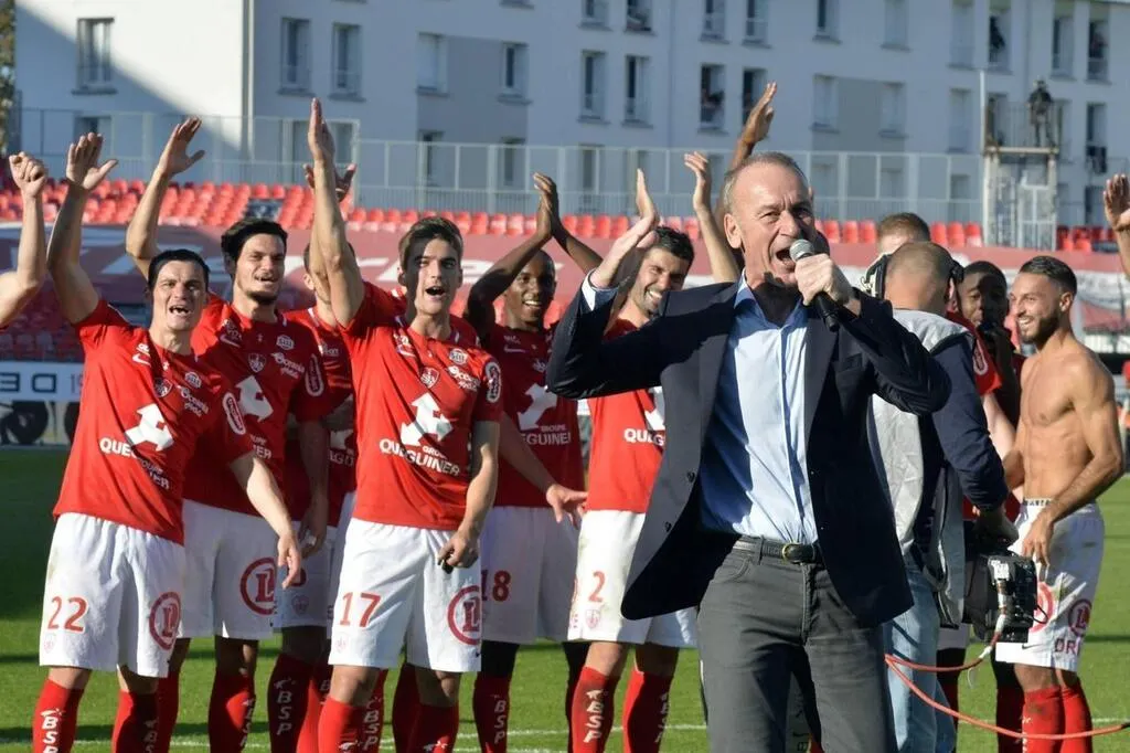 PORTRAIT. Jean-Marc Furlan, « professeur de foot » rigolard à la ...