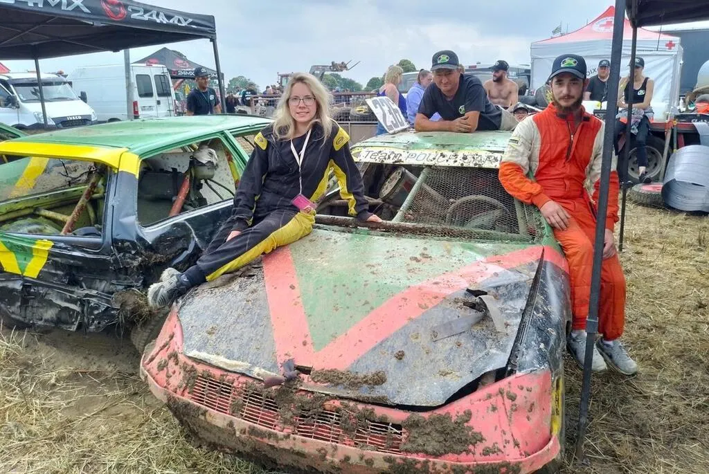 Roz-sur-Couesnon. Laurence Lacoulonche est une des rares femmes pilote ...