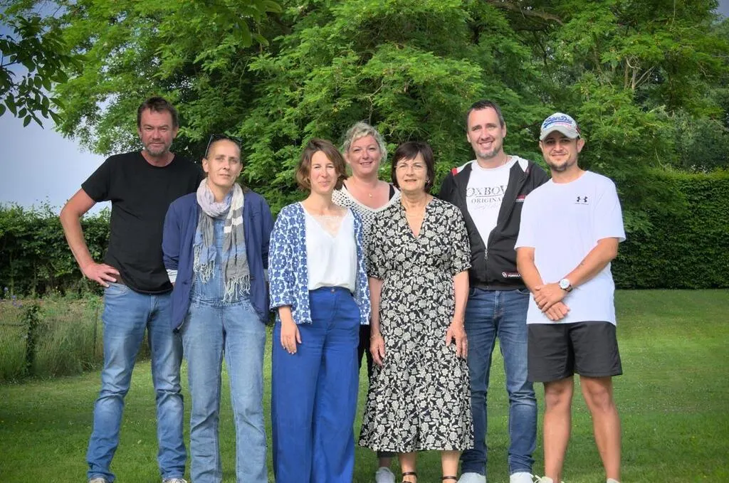 Près de Caen. La Troupe des rêveurs New World investit les centres de ...