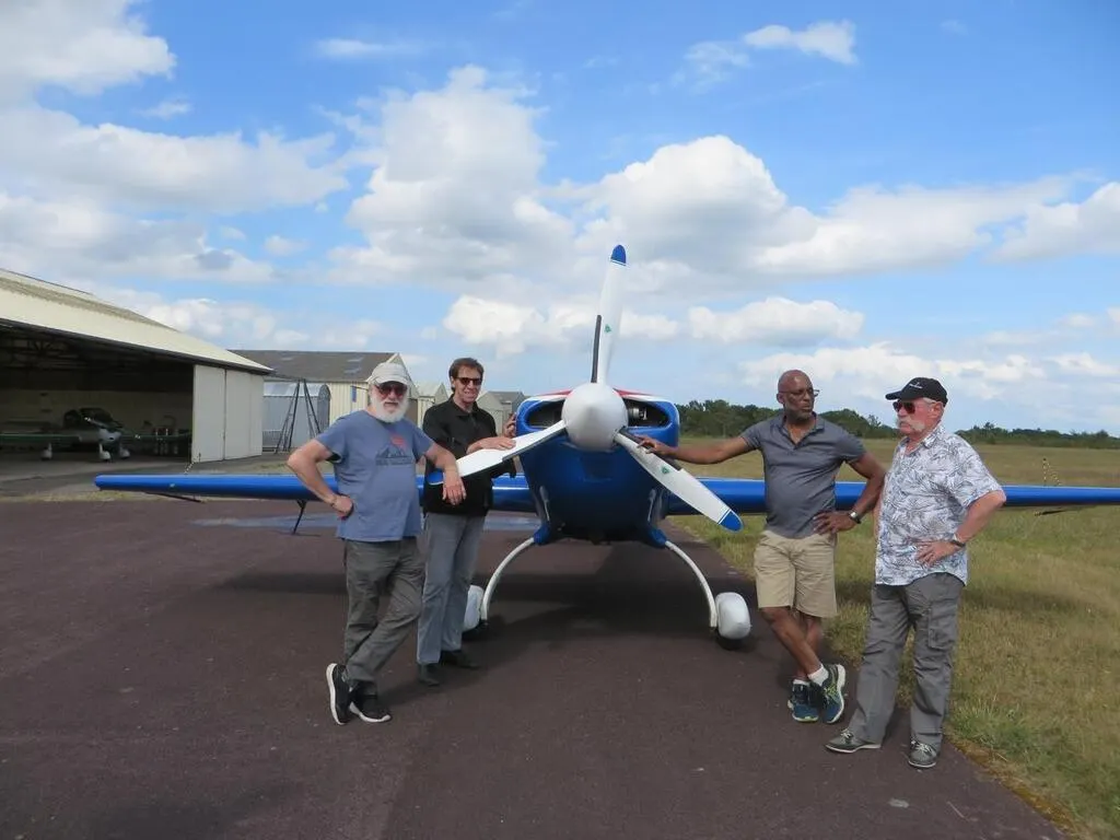 RÉCIT. Charles Lindbergh, lâcher de poèmes sur Coutances… L’aérodrome ...