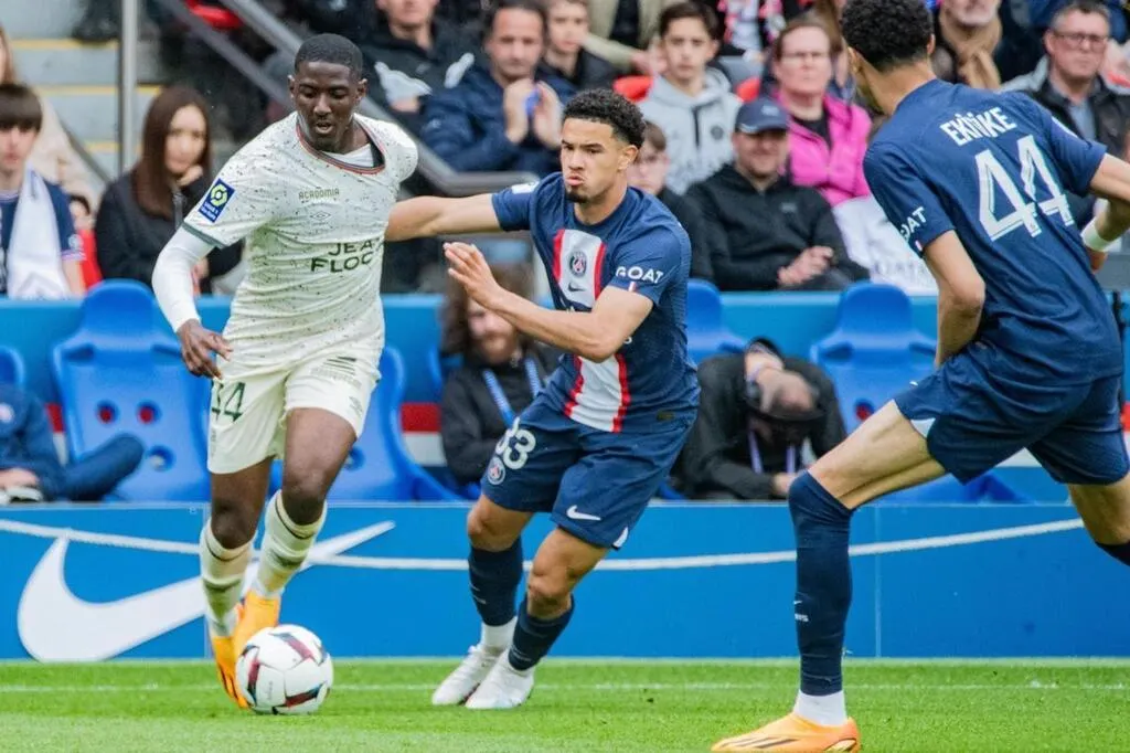 FC Lorient. Ayman Kari devrait poursuivre l’aventure chez les Merlus ...