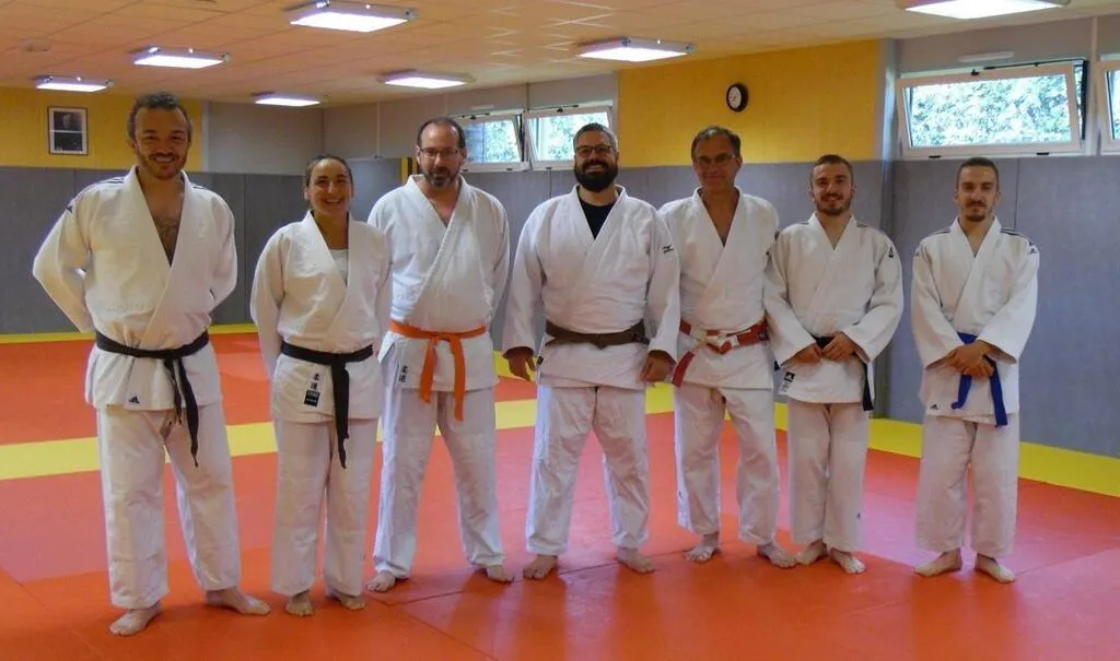À La Membrolle-sur-Longuenée, le dojo fier du titre de champion de ...