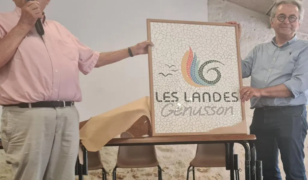 Les Landes-Genusson. L’Outil en main honore sa promotion - La Roche sur ...
