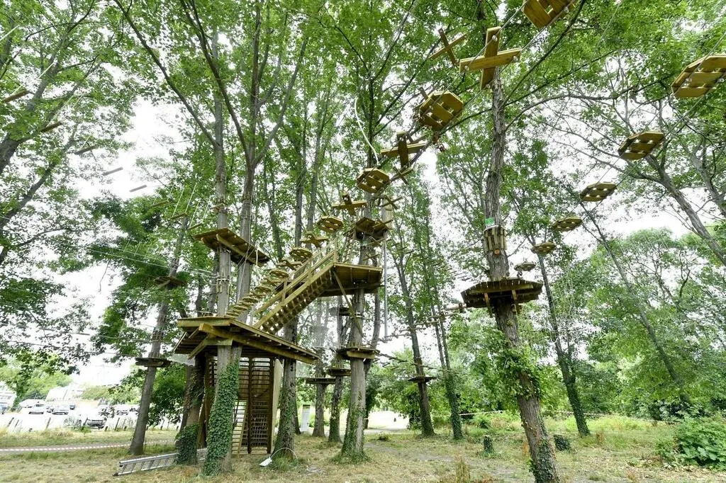 EN IMAGES. L’accrobranche de l’île Beaulieu, à Nantes, prêt à ...