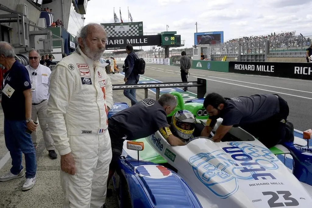 EN IMAGES. Le week-end chargé d’Henri Pescarolo au Mans Classic . Sport ...