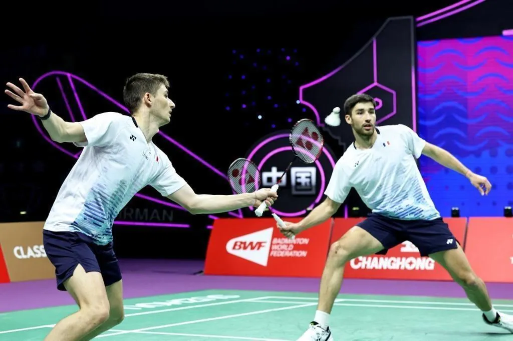 Qui sont les frères Popov, les deux grands espoirs du badminton ...