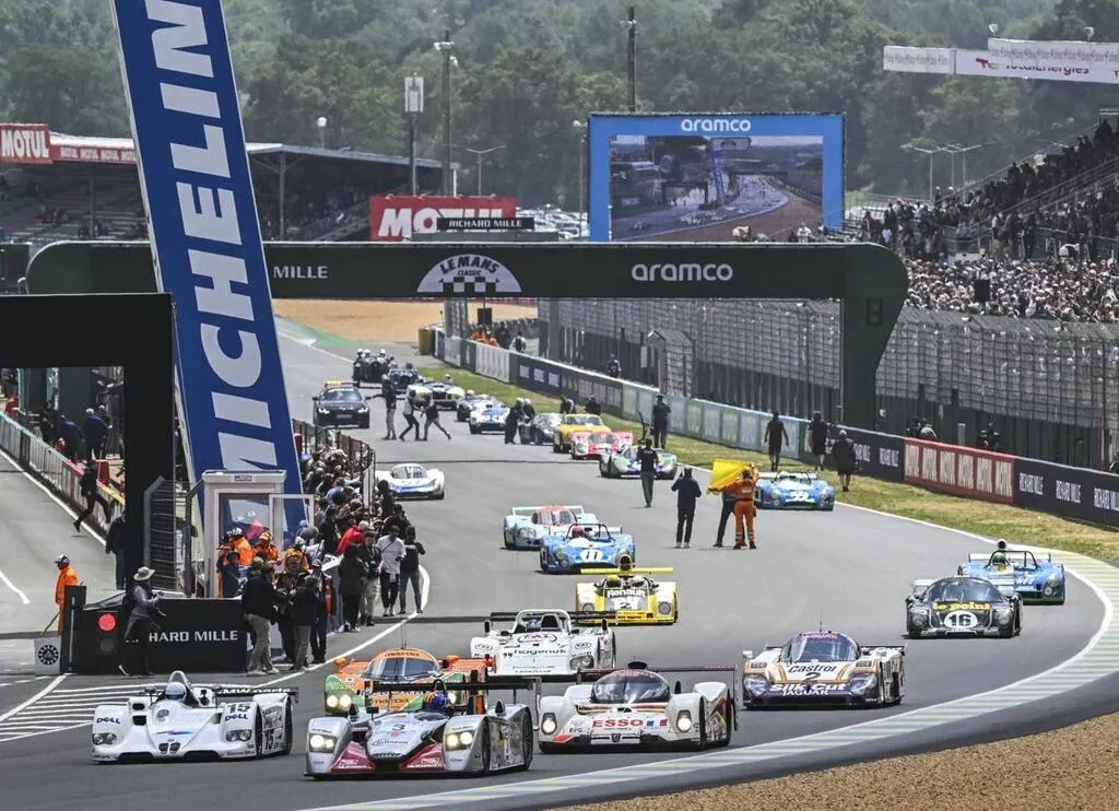 EN IMAGES. Le Mans Classic 2023 : ces voitures mythiques qui font rêver la foule - Le Mans ...