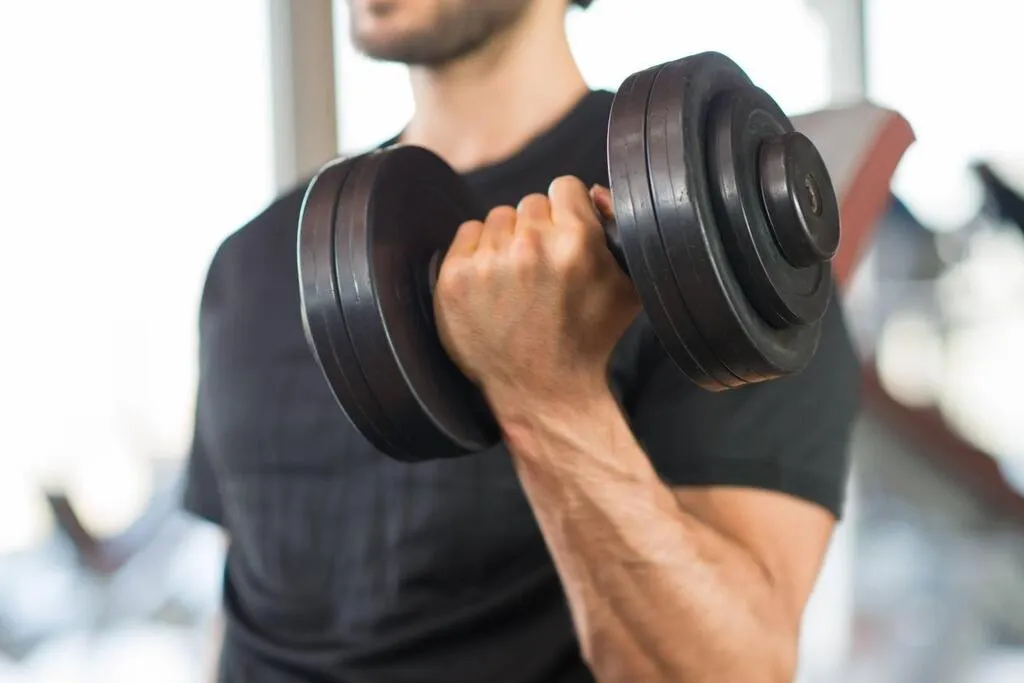 Bodybuilding. Le Youtubeur Jo Lindner, connu sous le nom de Joesthetics ...