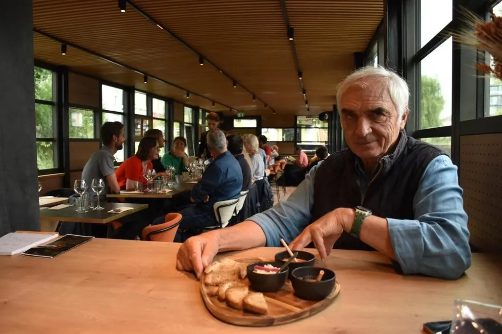 Une péniche-restaurant ouvre quai Saint-Cast, à Rennes - Rennes.maville.com