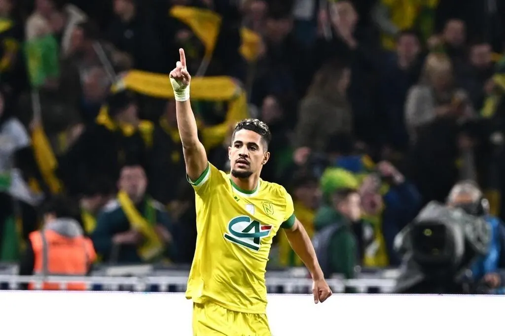 FC Nantes. Ludovic Blas fait ses adieux aux supporters . Sport - Rennes ...