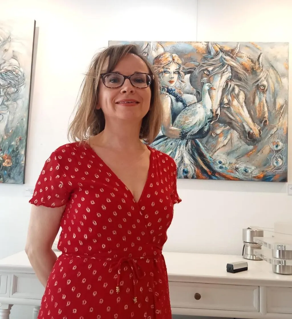 Vouvant. Jeanne Saint-Chéron de retour à Vouvant pour l’été - La Roche ...