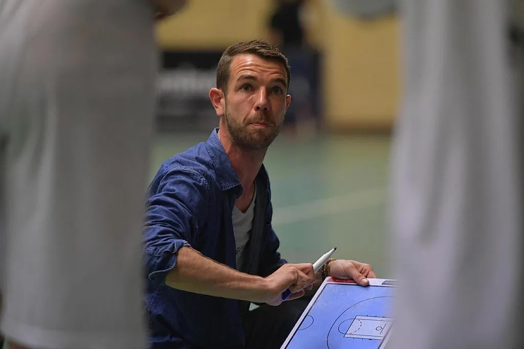 Cep Lorient. Thomas Le Roux nommé au poste de coach adjoint aux côtés ...