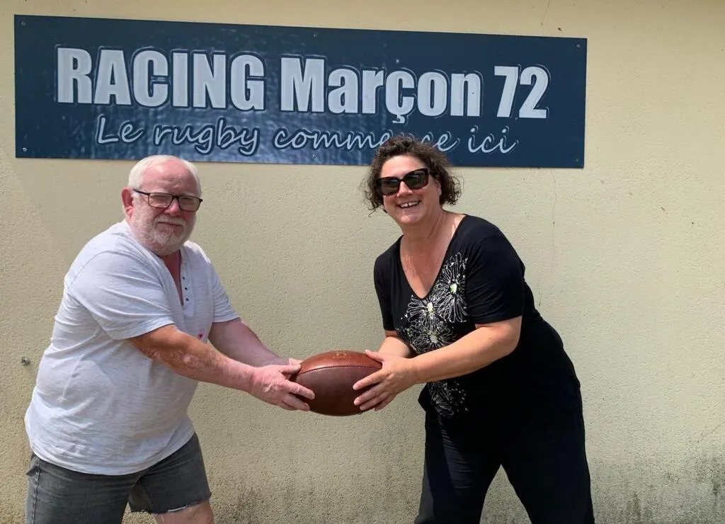 Marçon. Le bus de la Coupe du monde de rugby au club samedi - Le Mans ...