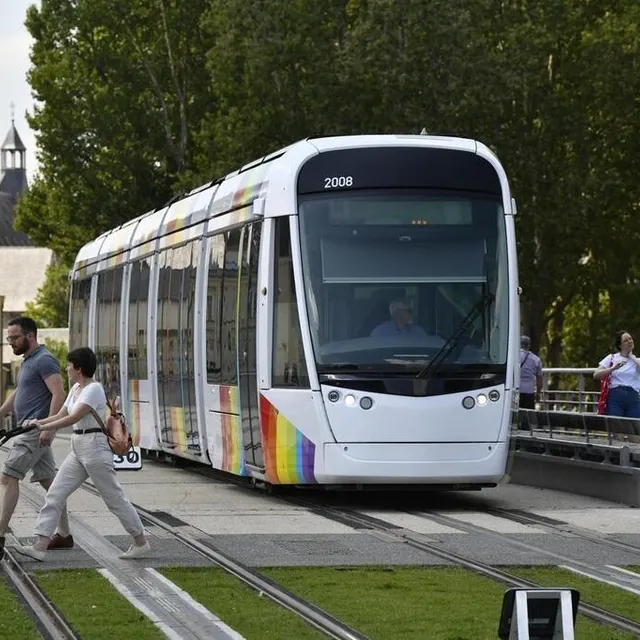 EN IMAGES. Lancement des deux nouvelles lignes de tramway à Angers ...