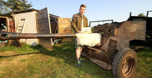 Normandie. Pour un film, il construit les répliques d’un canon et d’une ...