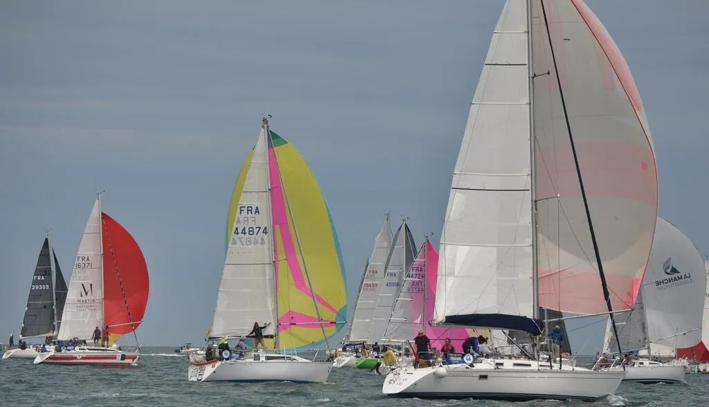 Au départ ce lundi de Cherbourg, 500 navigateurs sur le Tour des ports ...