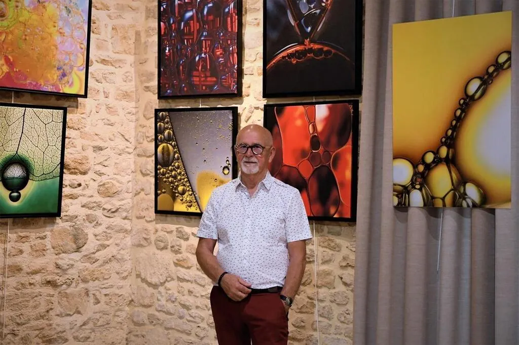 À Cambremer, la Grange aux dîmes expose quatre artistes aux univers ...