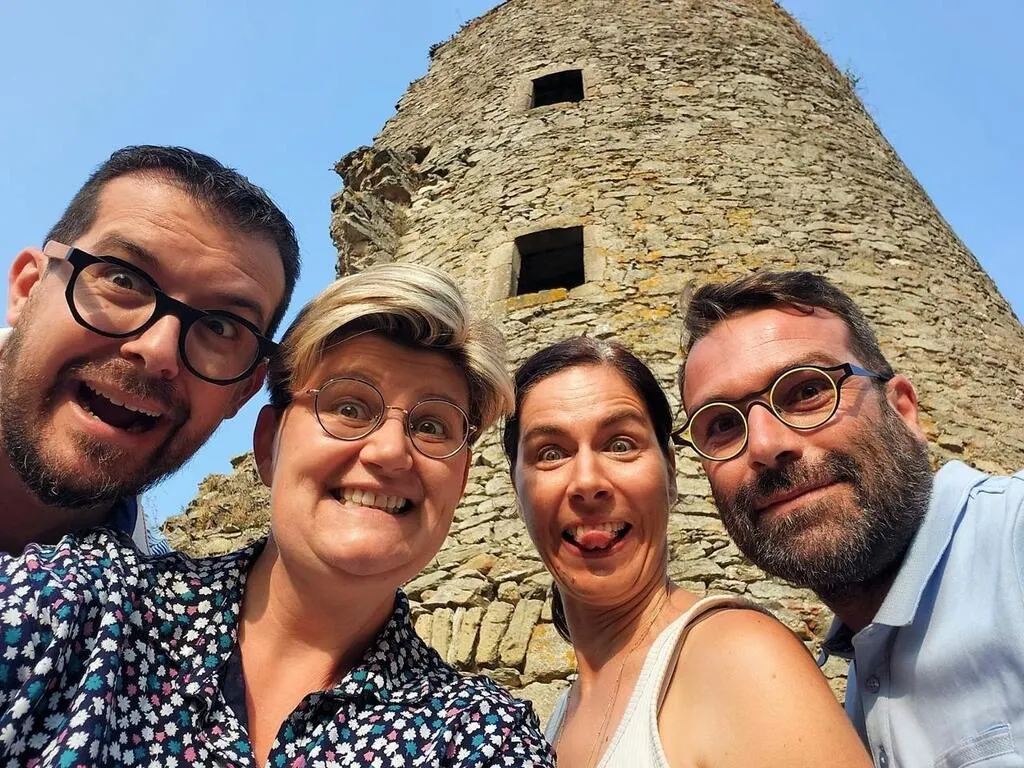 La Garnache. Théâtre, one man show… Lama rade organise sa première ...