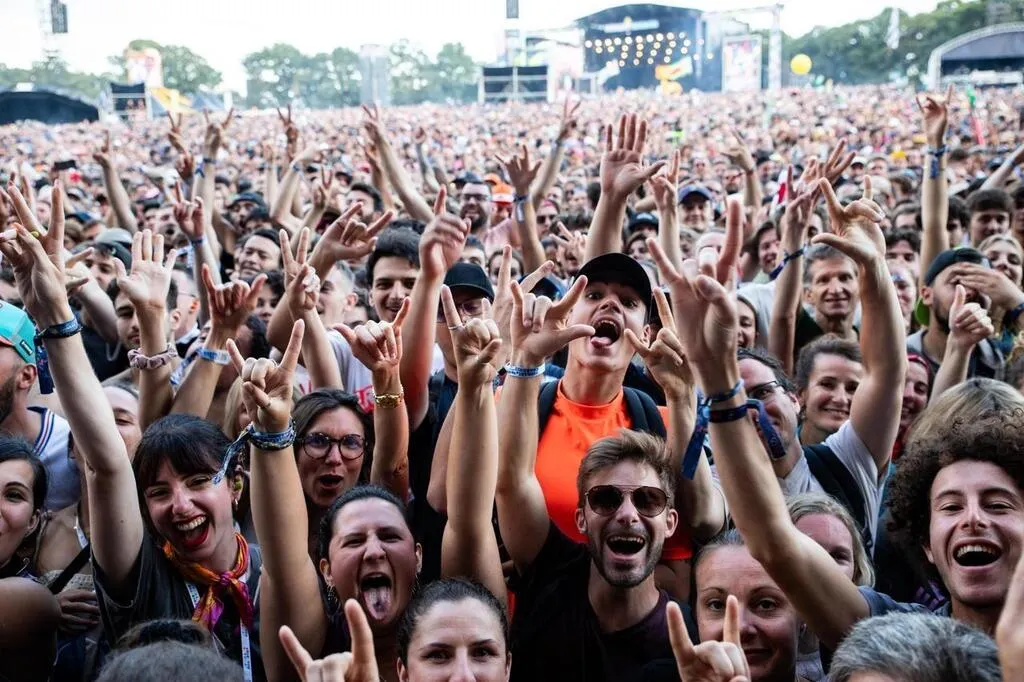 En Images Le Concert Historique Des Red Hot Chili Peppers Aux Vieilles