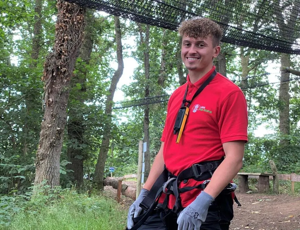 Entre les arbres et les étangs de Lantic, un parc aux mille et une ...