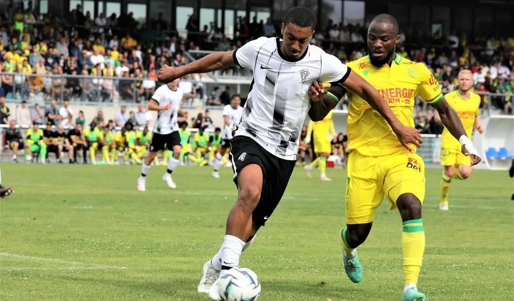 Football. Angers Sco cède sur la plus court des marges face au FC ...