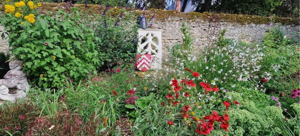 Terranjou. Dans le jardin d’Armide, la nature imite l’art - Cholet ...