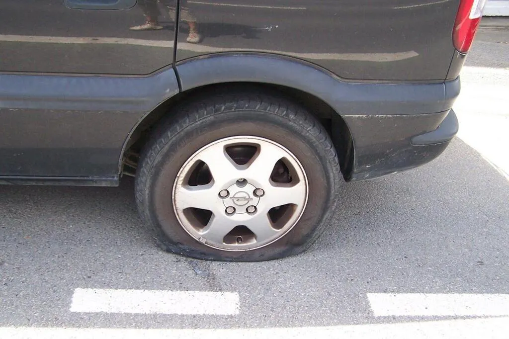 Véhicules vandalisés : la Sarthe dans le top 5 des départements ...