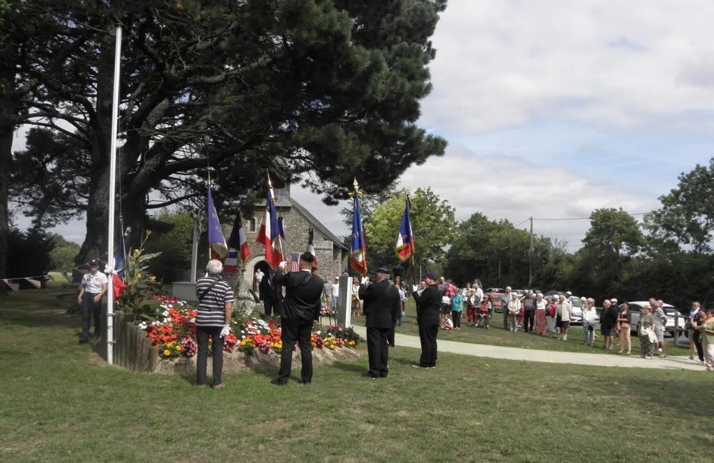 La Roche-Blanche. Une visite historique dans un haut lieu de la ...