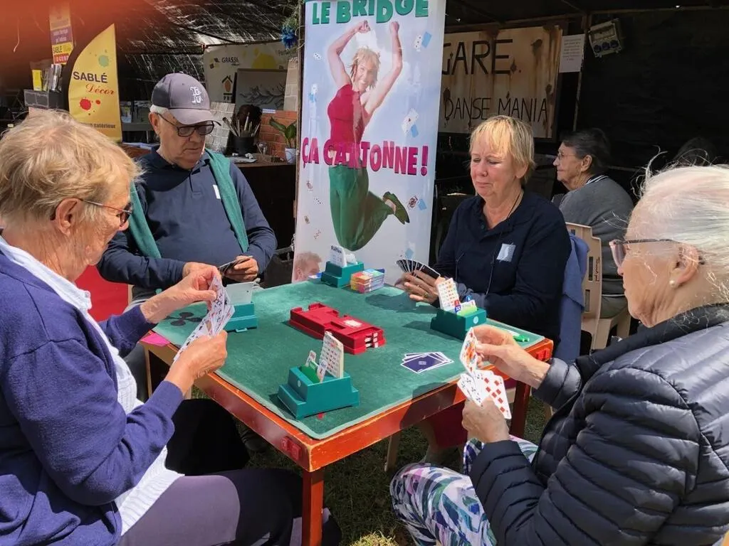 Parcé-sur-Sarthe. Le bridge-club sabolien en démonstration au comice ...