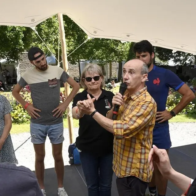 Le jardin des Arts et des Luthiers, la bulle calme du Festival ...