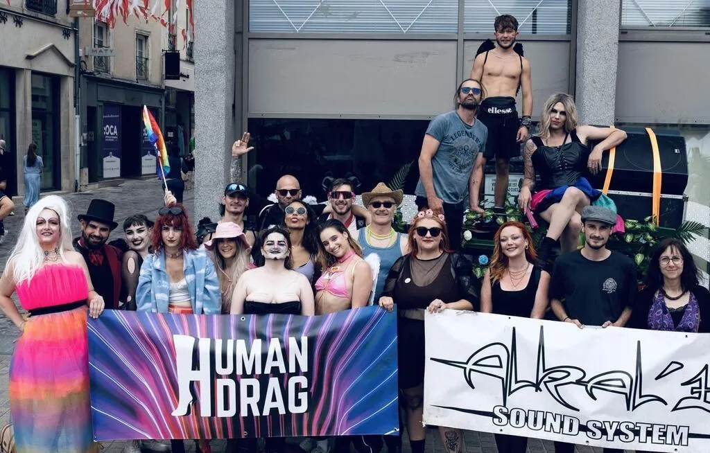 Depuis février 2023, l’association mancelle Human drag se mobilise pour défendre la tolérance ...