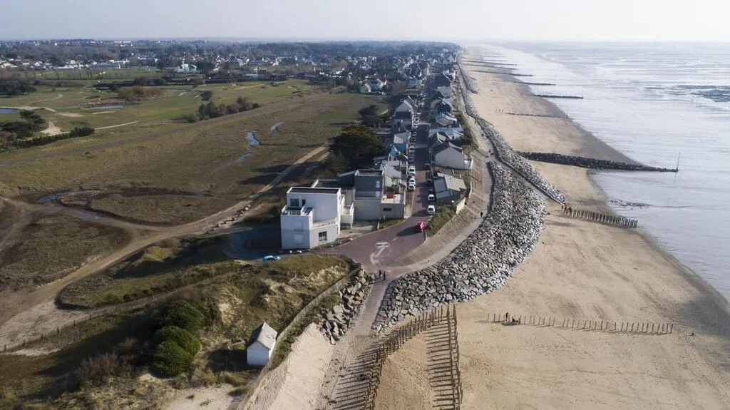 Digue centre et nord à Agon-Coutainville : « Nous sommes désespérés et ...