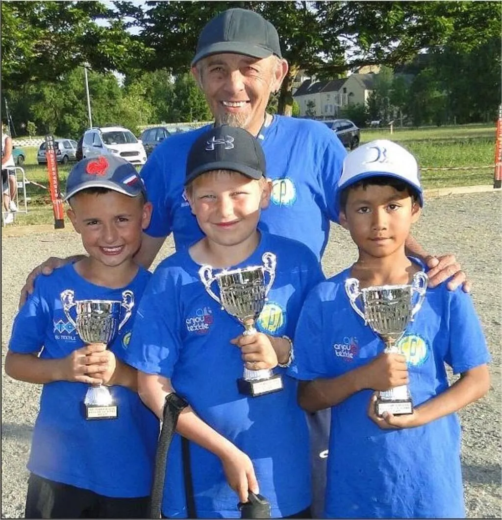 Trois espoirs de l’École de pétanque angevine les 19 et 20 août au ...