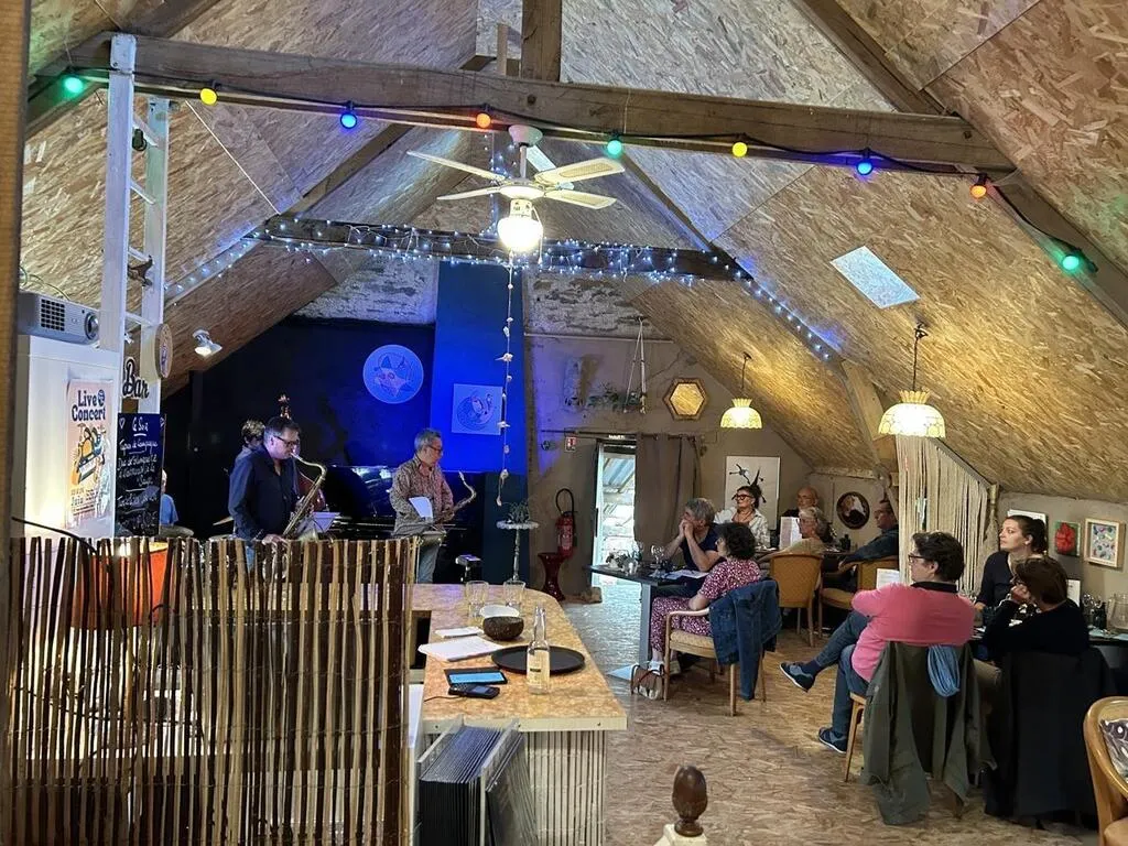 Chez Mary et Pierre-Yves, une auberge musicale bien orchestrée - Saint ...